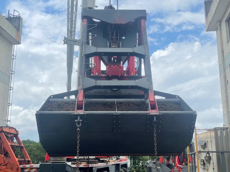 Remote Control Clamshell Bulk Grab - Shanghai Janus Grab